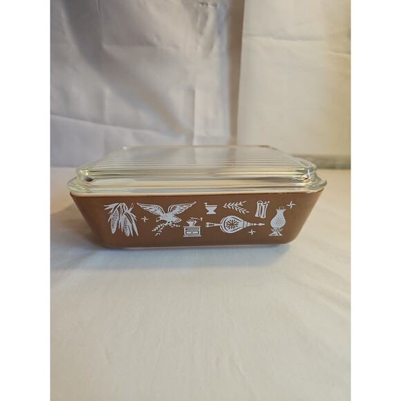 Pyrex | Kitchen | Vtg Pyrex Early American 53 5 Qt Grannycore Casserole ...